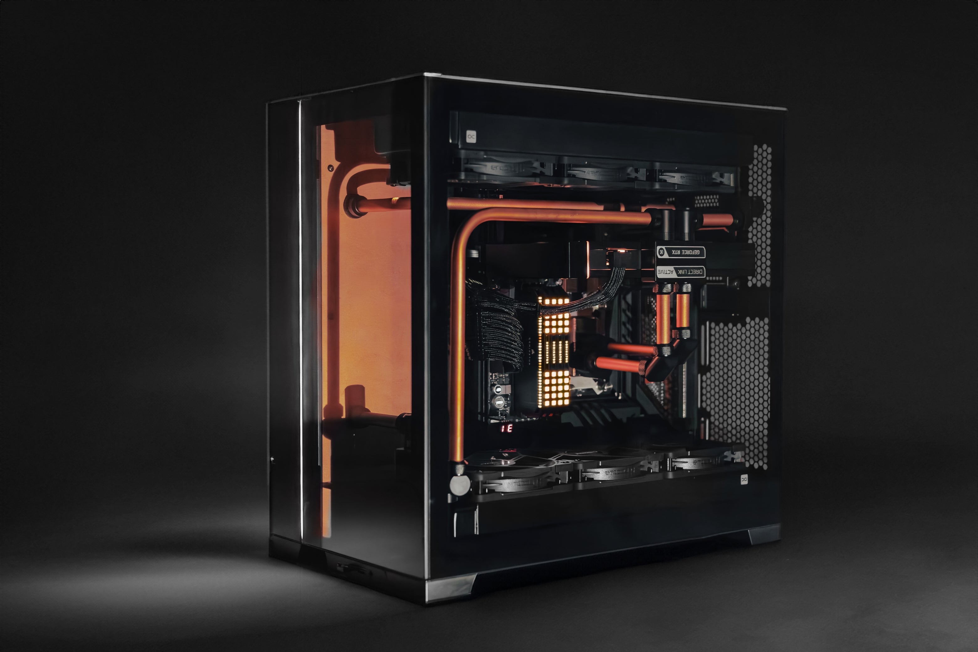 Copper Black Custom PC – Lloyd Tek